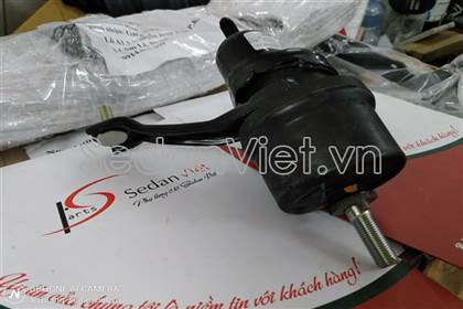 CHÂN MÁY TOYOTA RAV4 1237228220 CHÍNH HÃNG - SEDANVIET.VN