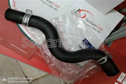 ỐNG NƯỚC VÀO KÉT NƯỚC HYUNDAI SANTAFE 254112B700 CHÍNH HÃNG