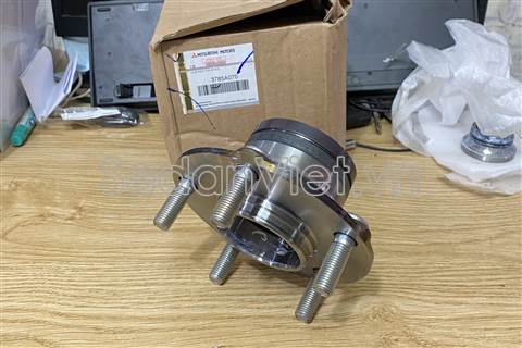 BI MAY Ơ SAU MITSUBISHI XPANDER 3785A070 CHÍNH HÃNG - SEDANVIET.VN