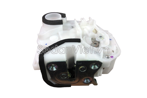 Ổ KHÓA NGẬM CÁNH CỬA MITSUBISHI ATTRAGE 5745A425 CHÍNH HÃNG - SEDANVIET.VN