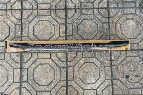 NẸP MẠ CỐP SAU MITSUBISHI PAJERO SPORT 5817A262 CHÍNH HÃNG - SEDANVIET.VN