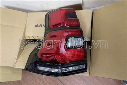 VỎ ĐÈN HẬU TOYOTA LAND CRUISER PRADO 8156160C30 CHÍNH HÃNG - SEDANVIET.VN