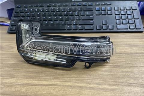 ĐÈN XI NHAN GƯƠNG CHIẾU HẬU TOYOTA COROLLA CROSS 817400K020 CHÍNH HÃNG ...