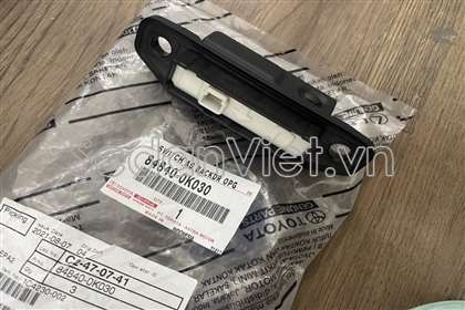 CÔNG TẮC MỞ CỐP HẬU TOYOTA INNOVA 848400K030 CHÍNH HÃNG - SEDANVIET.VN