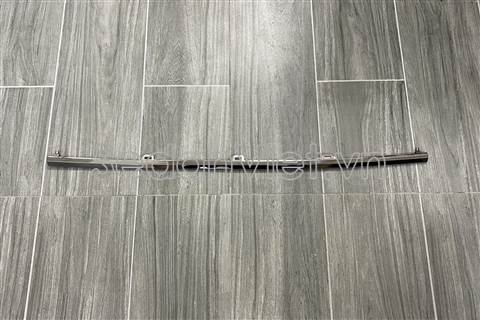 NẸP MẠ CẢN SAU GIỮA HYUNDAI ACCENT 86679H6510 CHÍNH HÃNG - SEDANVIET.VN