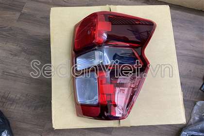 ĐÈN HẬU ISUZU D-MAX 8974882830 CHÍNH HÃNG - SEDANVIET.VN